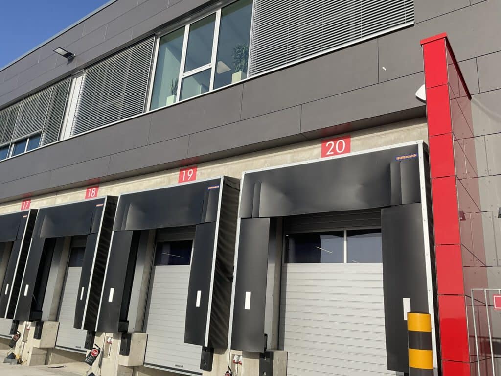 Flexible Etikettierung für wechselnde Belegung - ONK GmbH